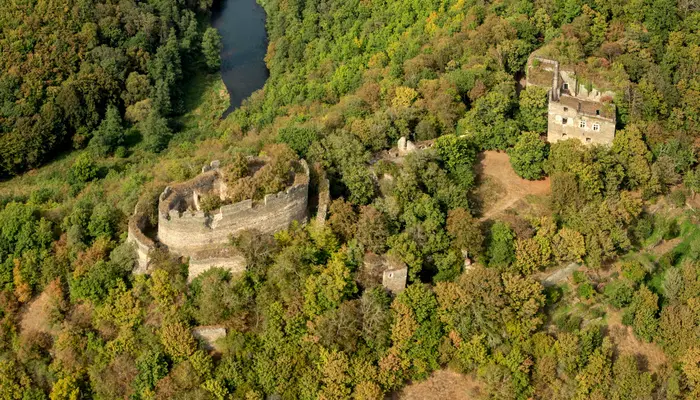 Tours - Nový Hrádek u Lukova