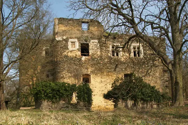 Historie - Nový Hrádek u Lukova